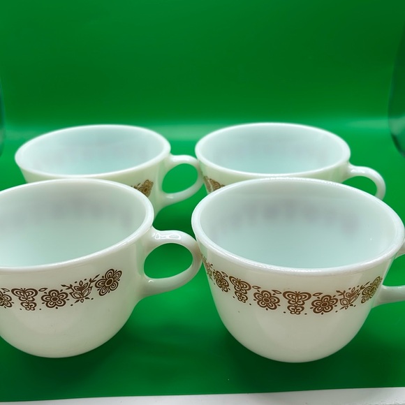 Pyrex | Dining | Vintage Pyrex Milk White Golden Butterfly Set Of 4 Tea ...